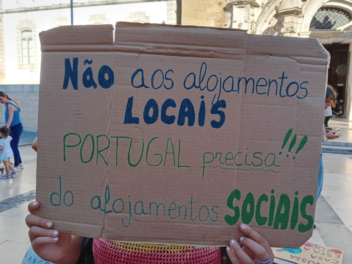 Protests take aim at high housing prices in Portugal - Youth Journalism ...