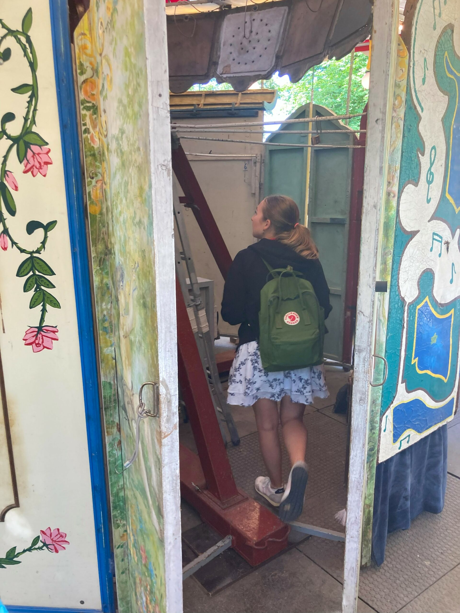 A carousel of dreams on Prague's Petřín Hill - Youth Journalism International