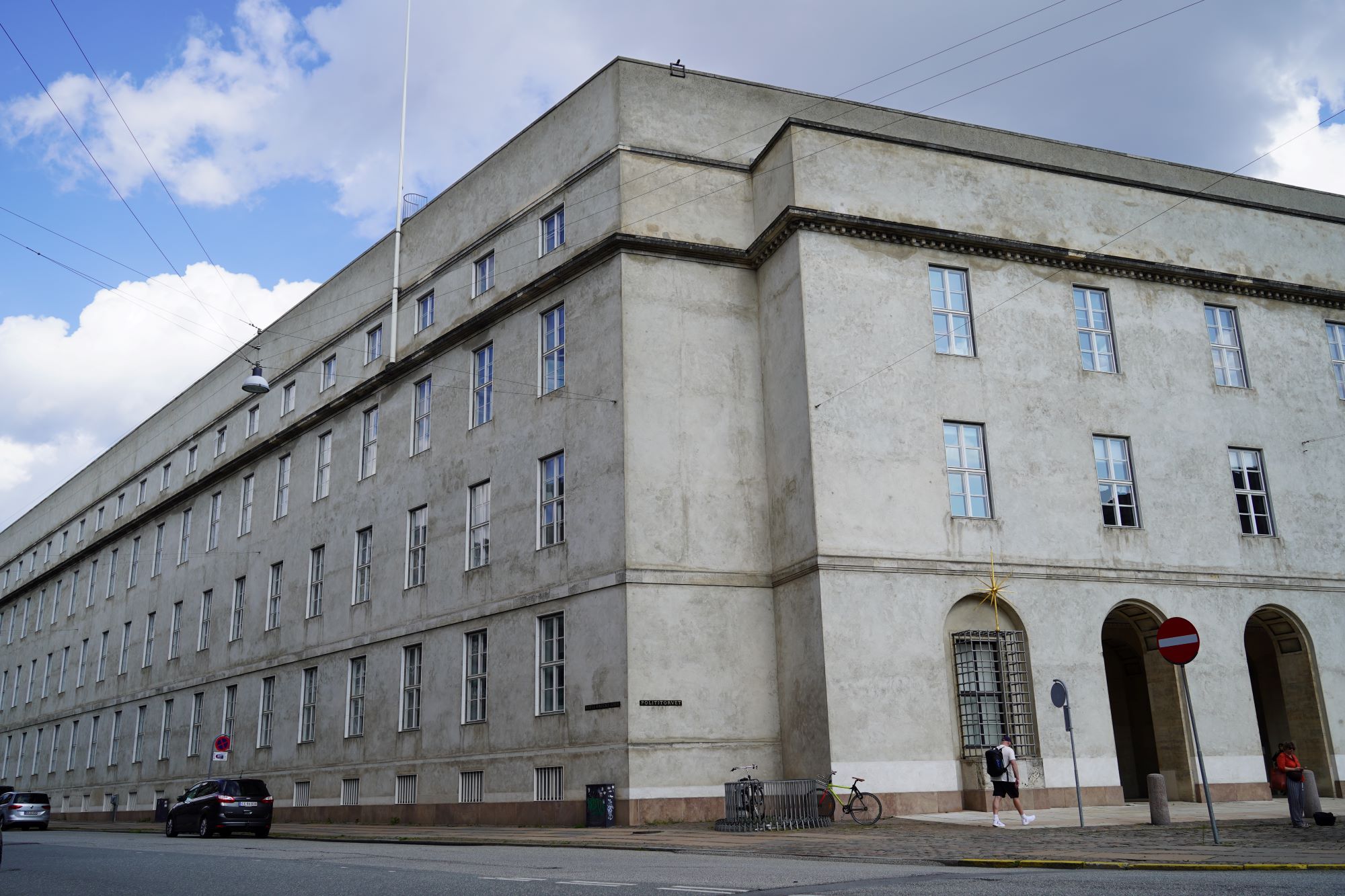 Swedish teens enticed to commit gang crimes in Denmark, police say ...