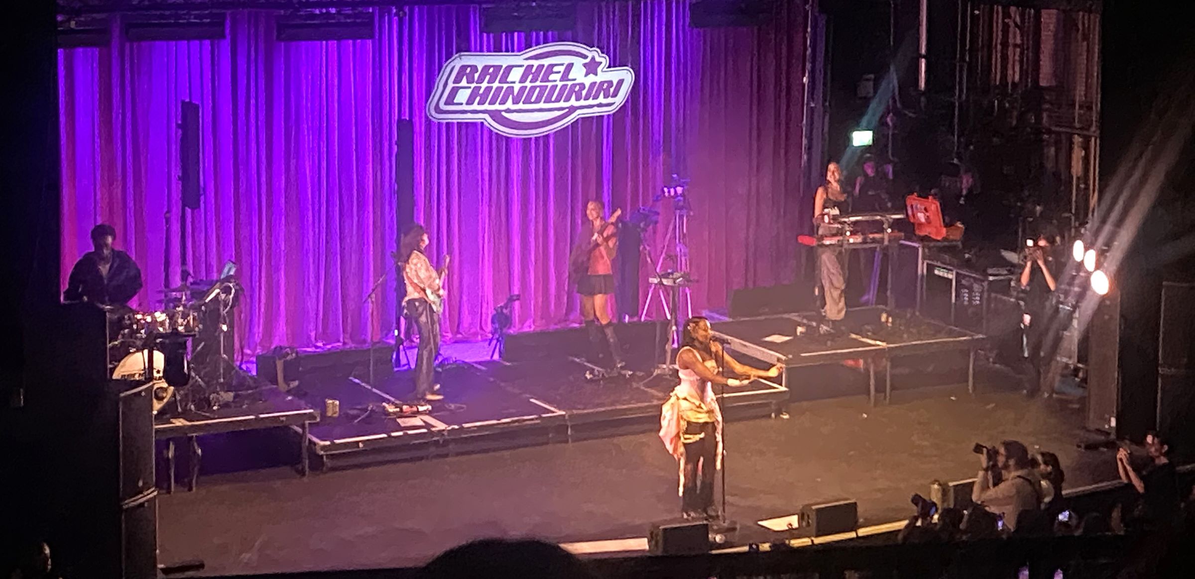 Rachel Chinouriri wows London - Youth Journalism International